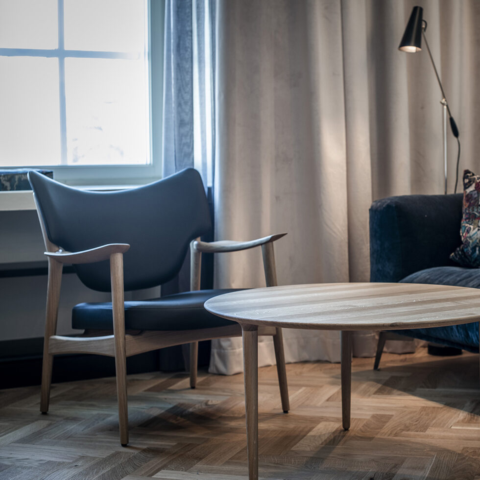 Veng lounge chair - EIKUND