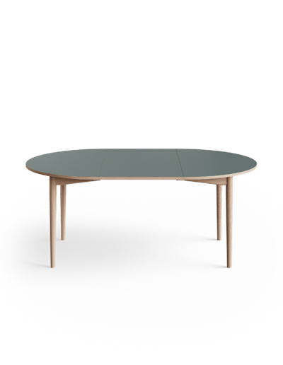 Oma dining table - extendable - EIKUND