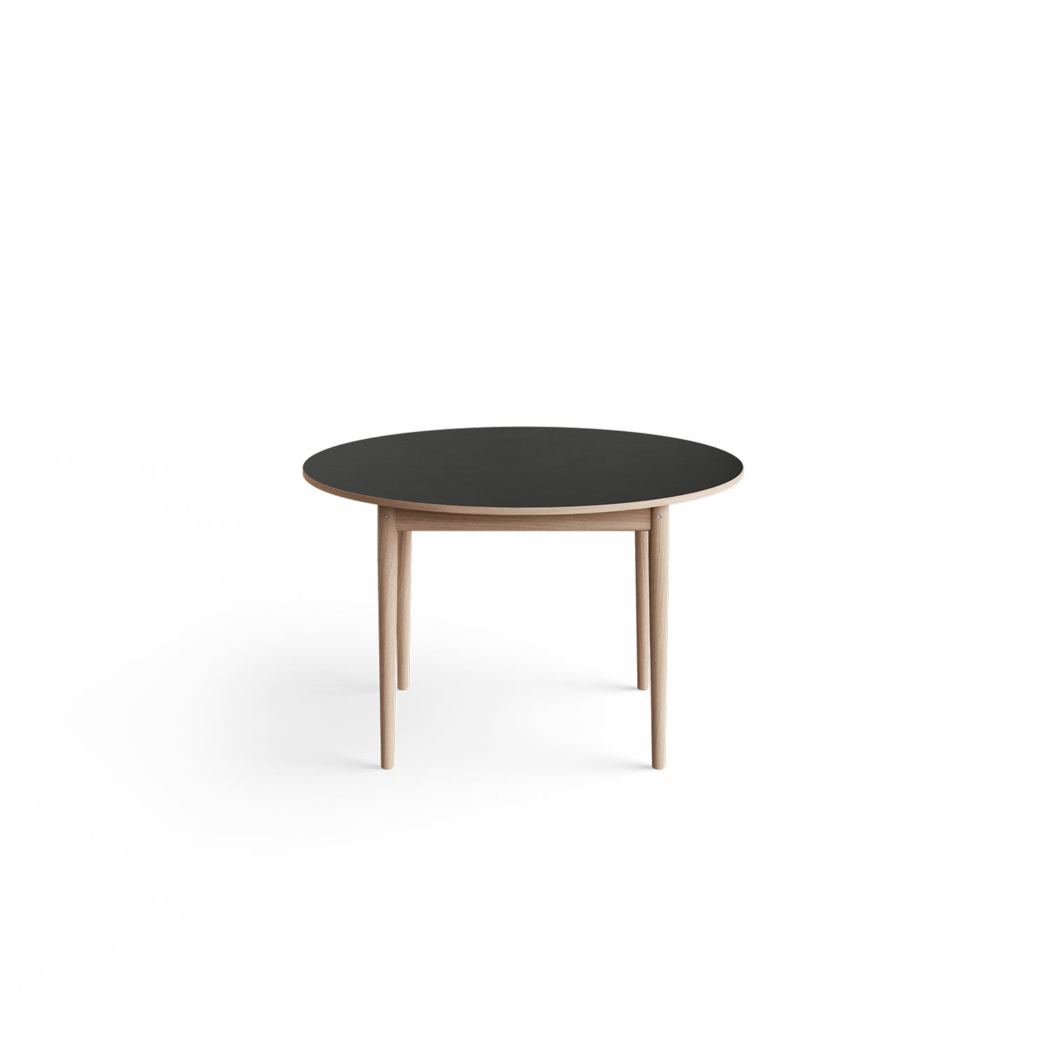 Oma dining table - static - EIKUND
